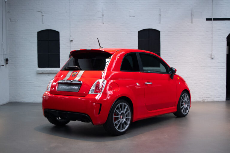 Spotlight: Abarth 500 Ferrari Dealers edition | Automobielhuys Misker ...