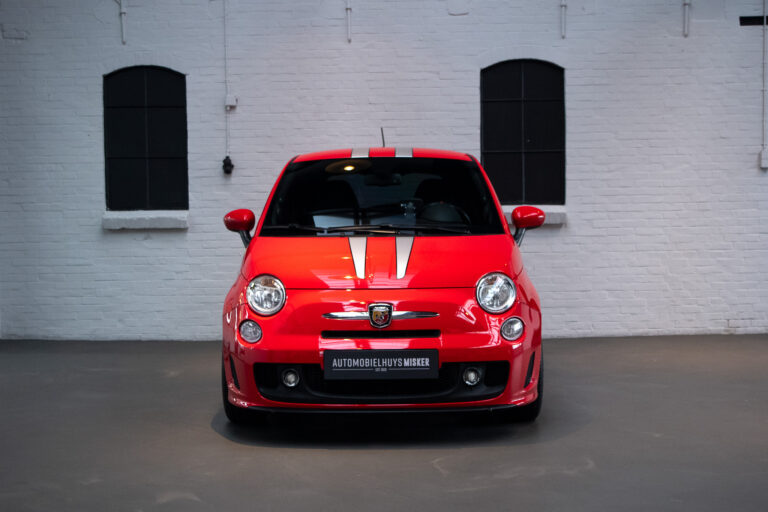 Spotlight: Abarth 500 Ferrari Dealers edition | Automobielhuys Misker ...